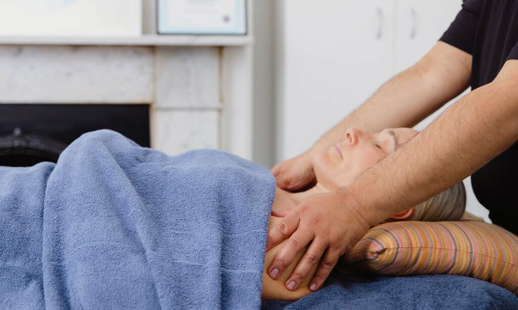 About David Lee - Calming Massage